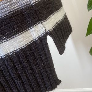 jason maxwell | Sweaters | Nwot Vneck Color Block Striped Sweater ...